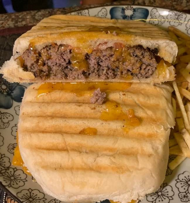 Cheeseburger Panini – CPI Call Shop & Craft Beer Cafe